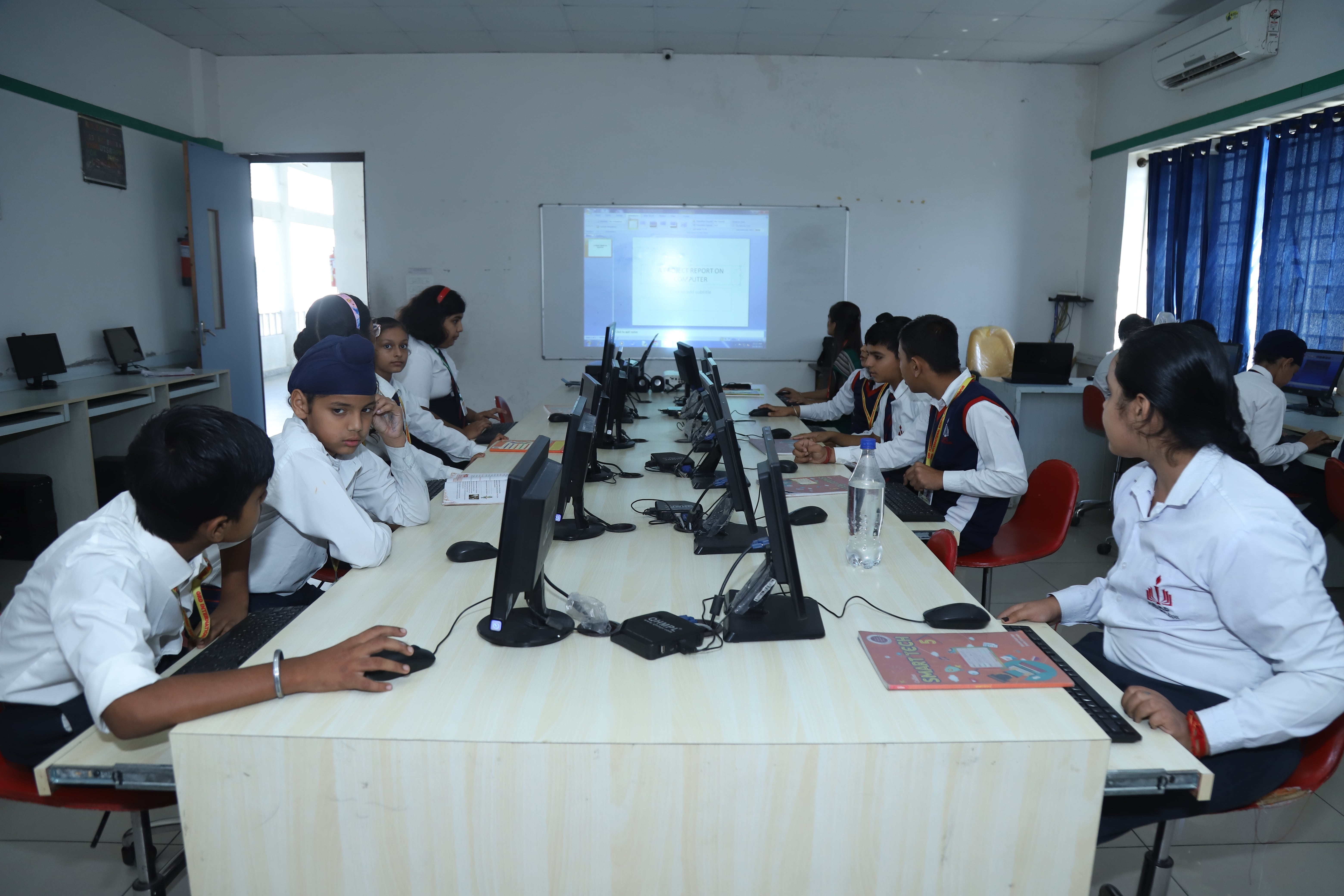 GRD - International School